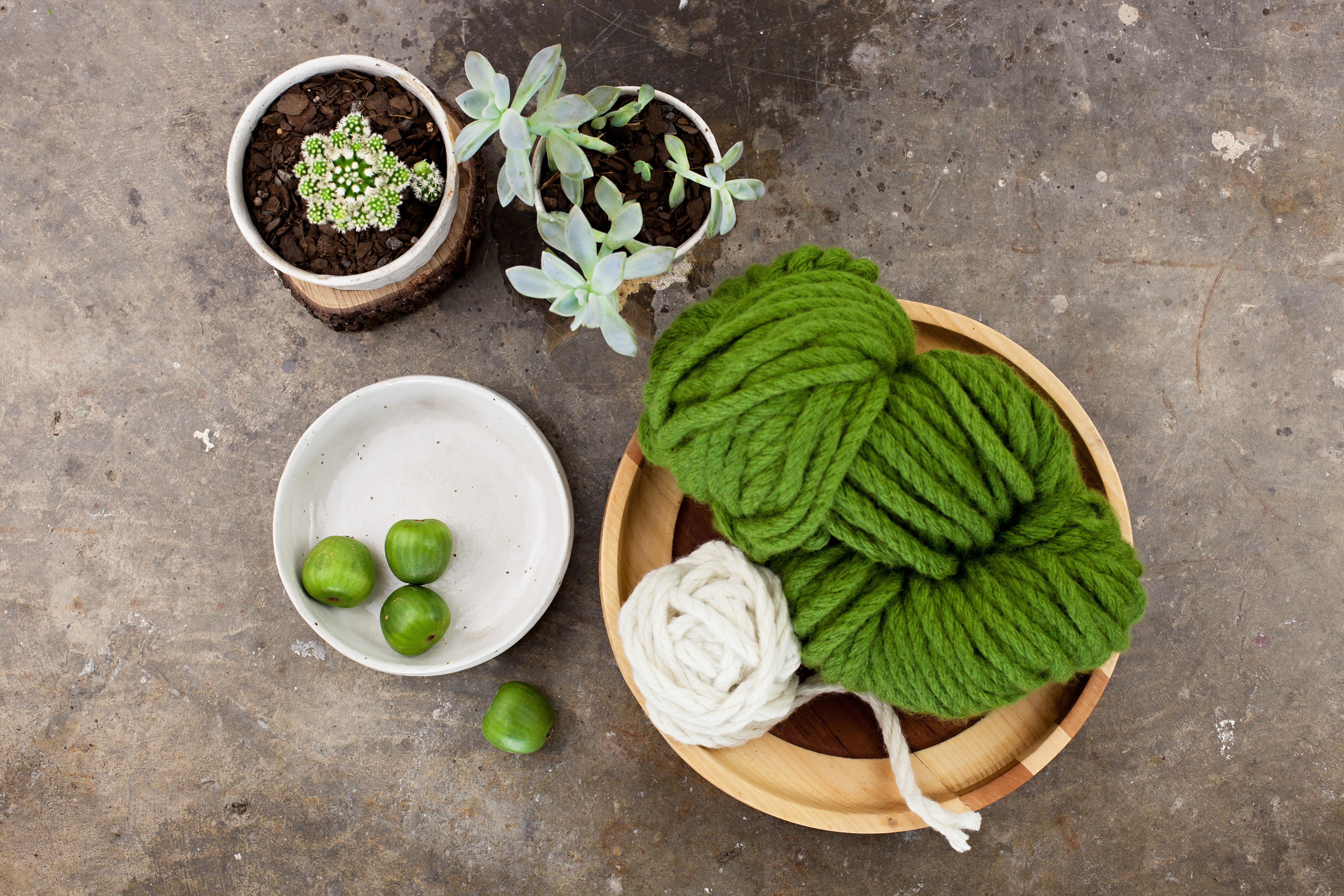 Homelea Bliss Chunky Yarn - 300g skeins | Homelea Lass