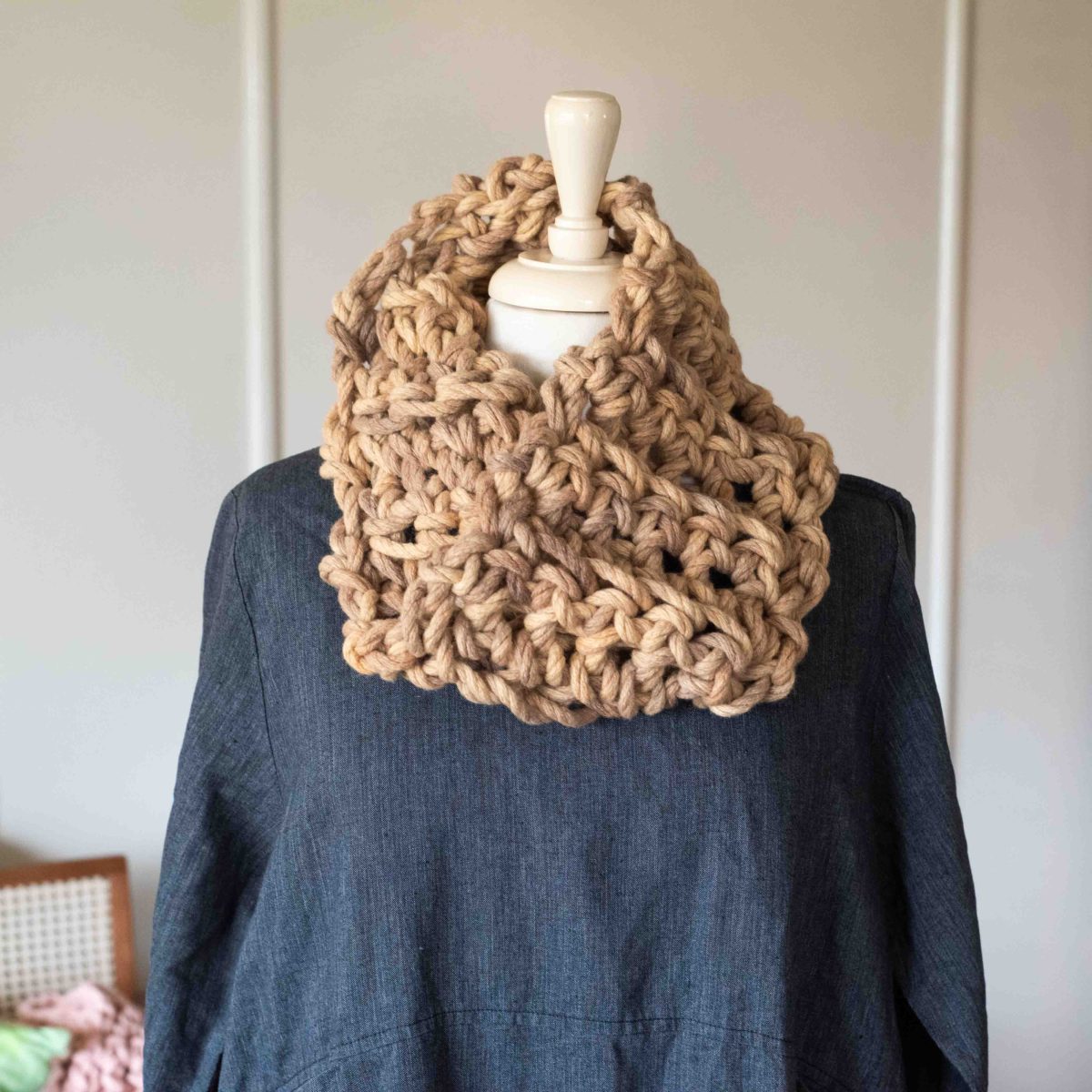 Melbourne Snood Crochet Kit with naturally dyed Australian merino wool ...